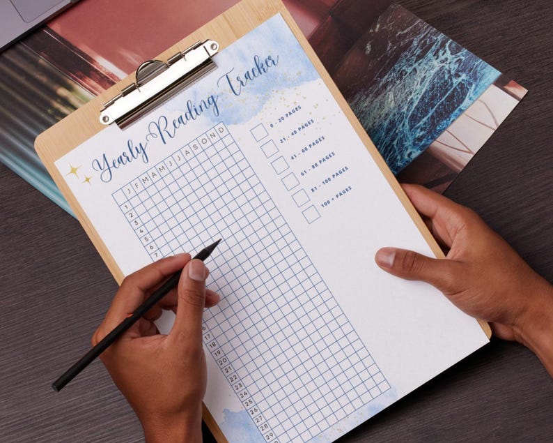 Yearly Reading Tracker Printable | Book Log Journal Insert (digital ...