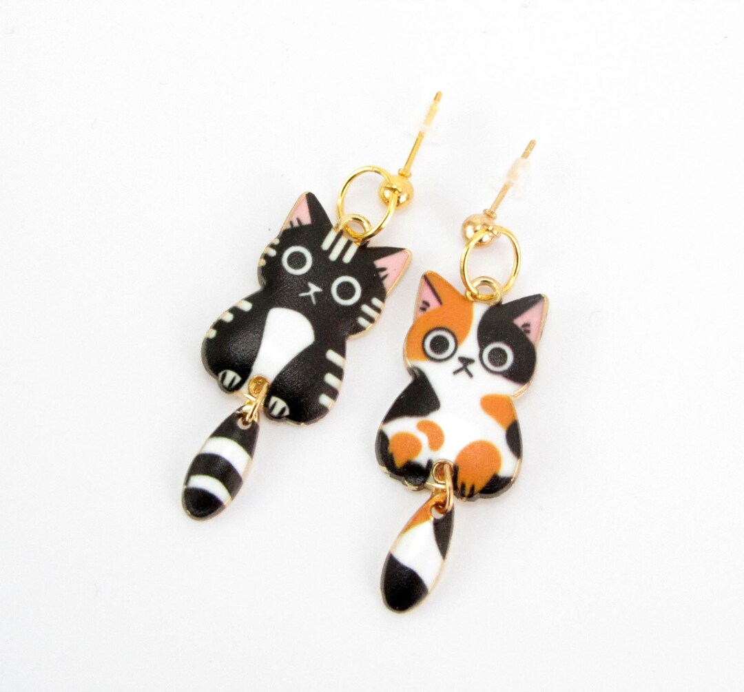 Funny Dangle Black and Tuxedo Mismatched Cat Studs With Dangle Tail ...