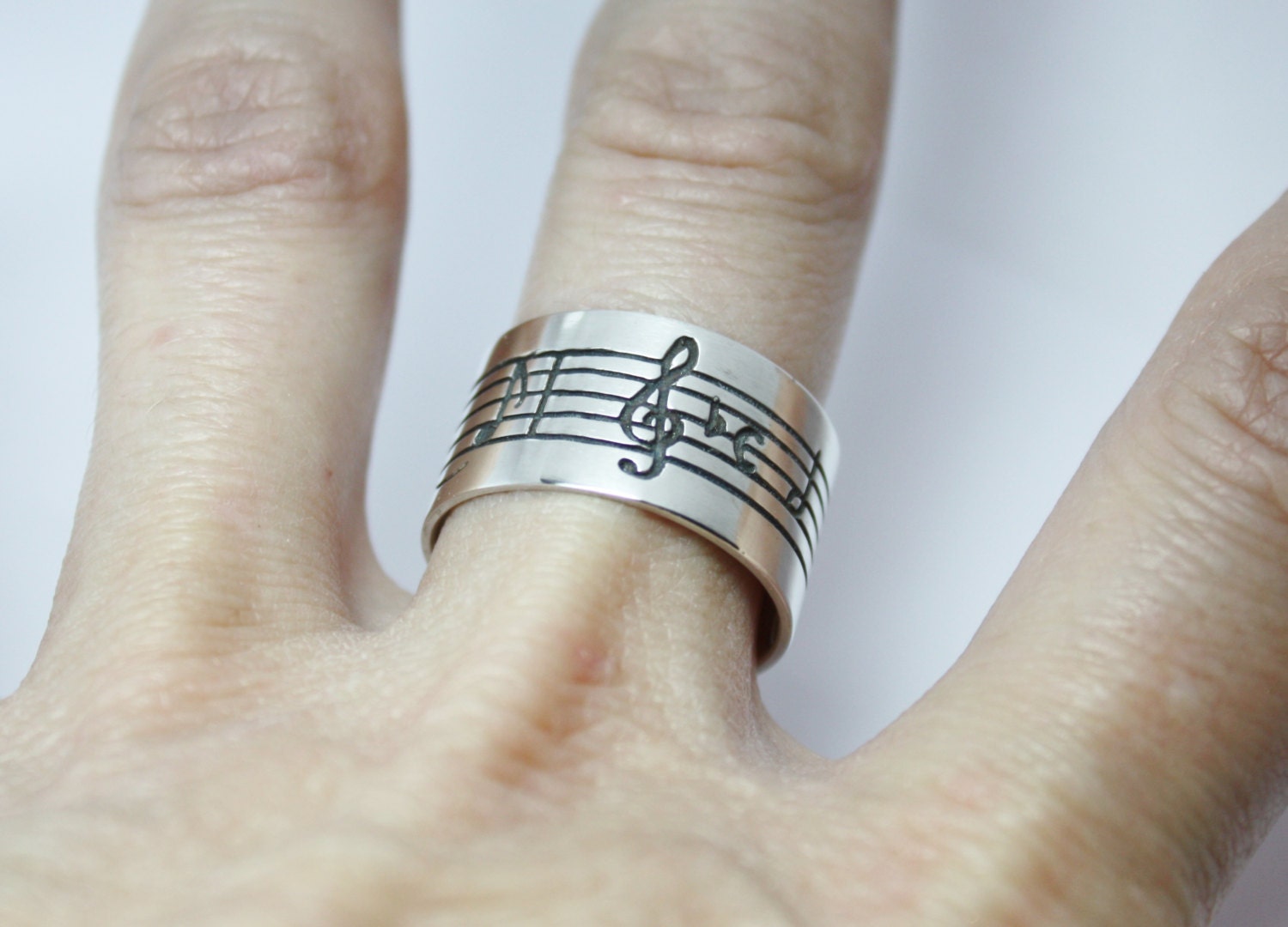 MUSIC NOTE RING. Personalized Ring. Swan Lake Ring. Treble - Etsy
