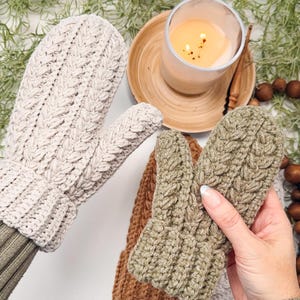 CROCHET PATTERN + VIDEO Winter Wheat Stitch™ Crochet Mittens Pattern ...