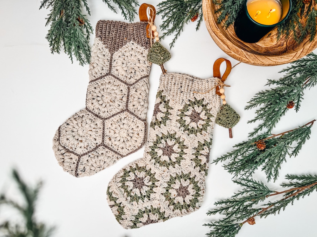 Free Easy to Crochet Christmas Stocking Pattern • Craftdrawer