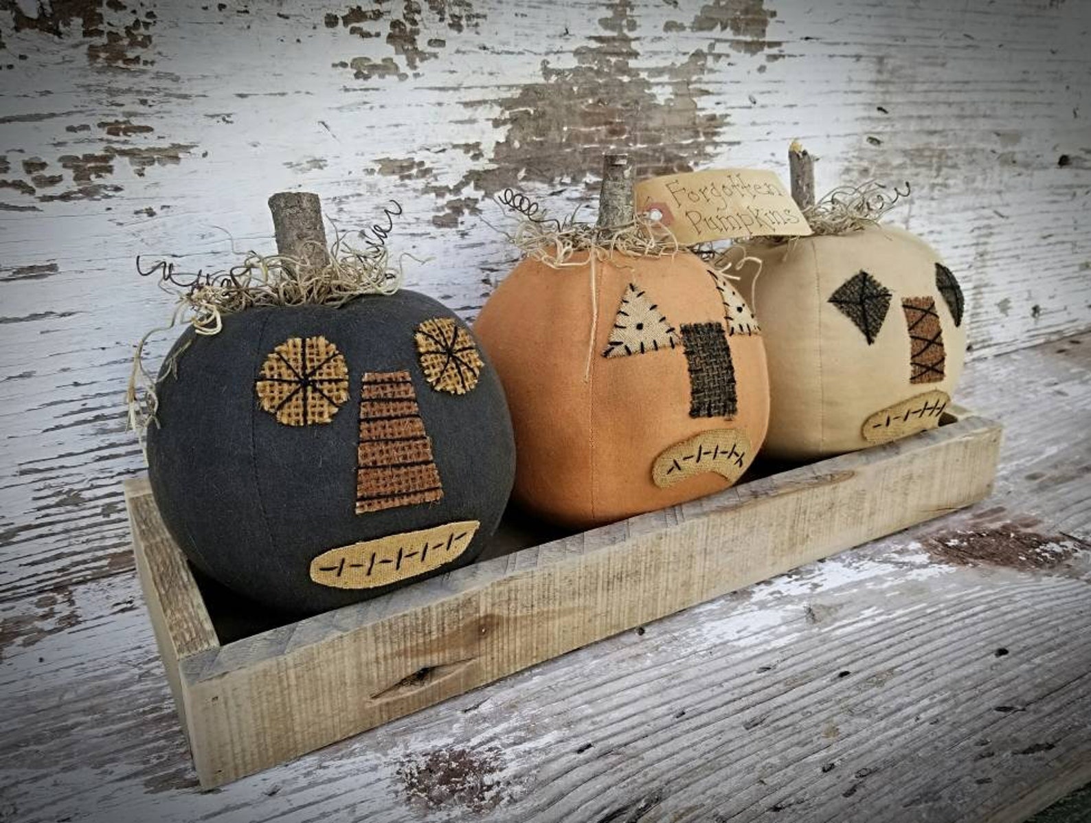 Primitive Pumpkins in Wooden Crate Primitive Halloween - Etsy