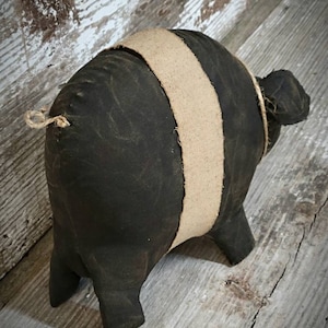 Primitive Pig Sitter - Primitive Pigs - Primitive Decor - Pig Decor ...