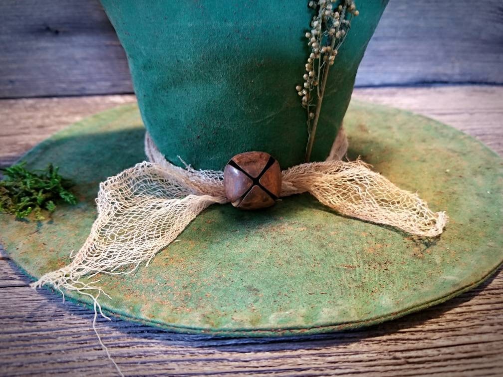 Primitive Leprechaun Hat Tablesitter ~ St Patrick's Day Decor ~ Irish ...