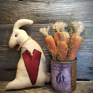 Primitive Carrots in Rusty Tin Can ~ Primitive Easter Decorations ...