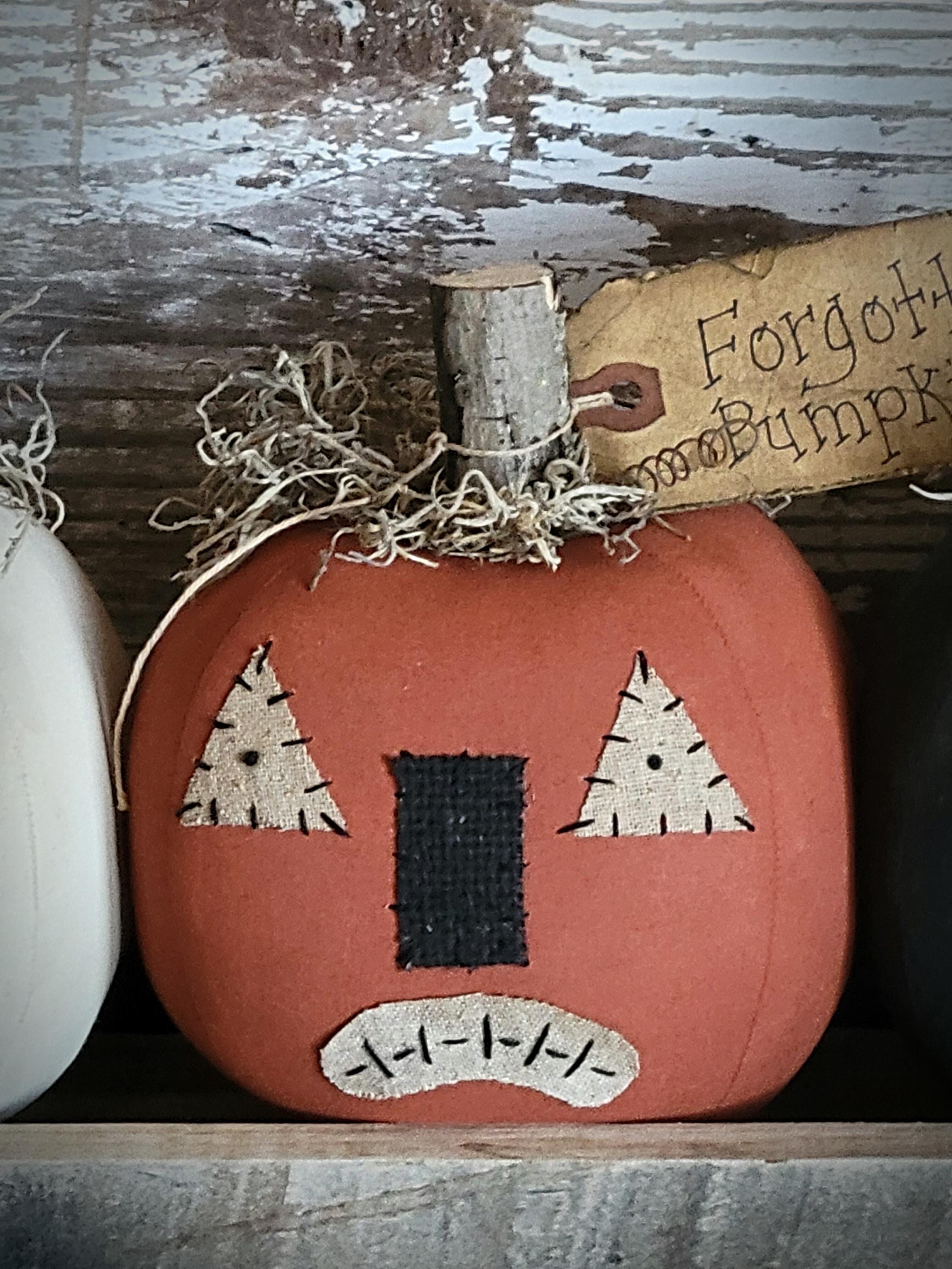 Primitive Pumpkins in Wooden Crate ~ Primitive Halloween ~ Primitive ...