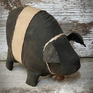 Primitive Pig Sitter - Primitive Pigs - Primitive Decor - Pig Decor ...