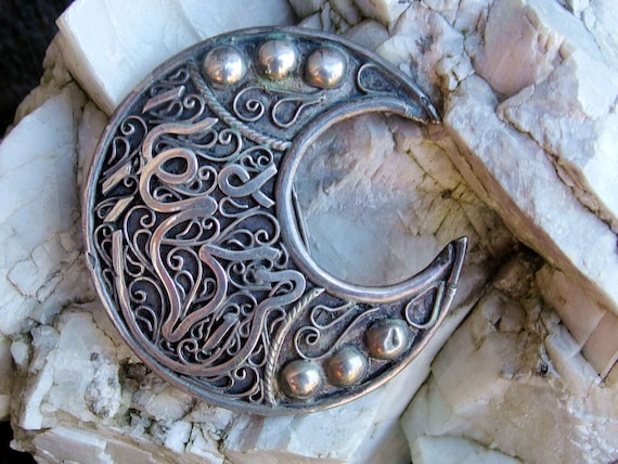Antique Islamic 800 Silver Crescent Brooch, Elaborate… - Gem