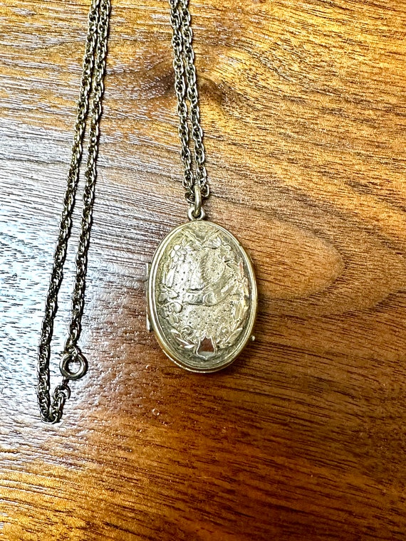 Romantic Antique Locket with Photos of Two Children -… - Gem