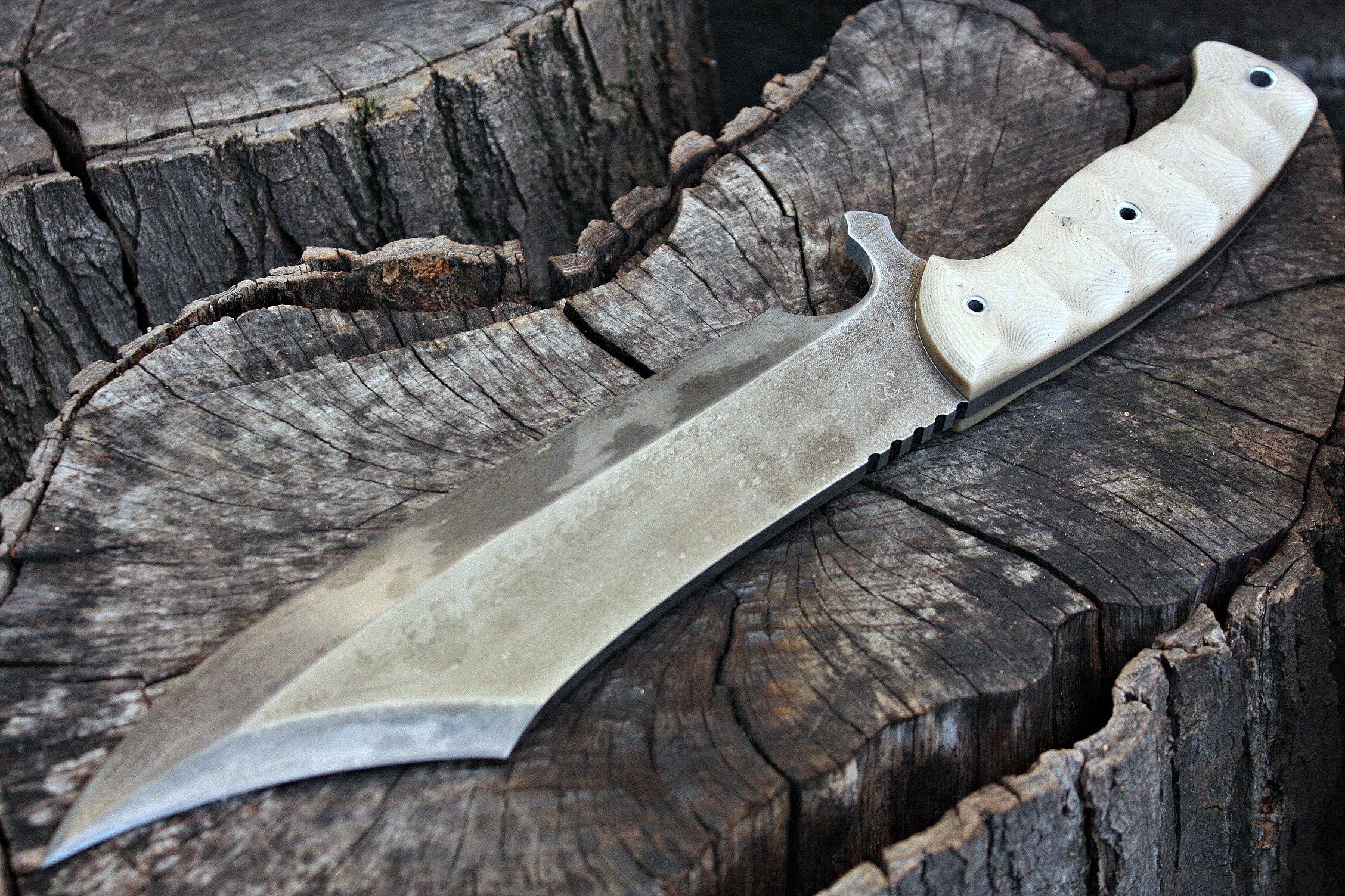 Handcrafted blade FOF Stone Boar full tang modern bowie knife