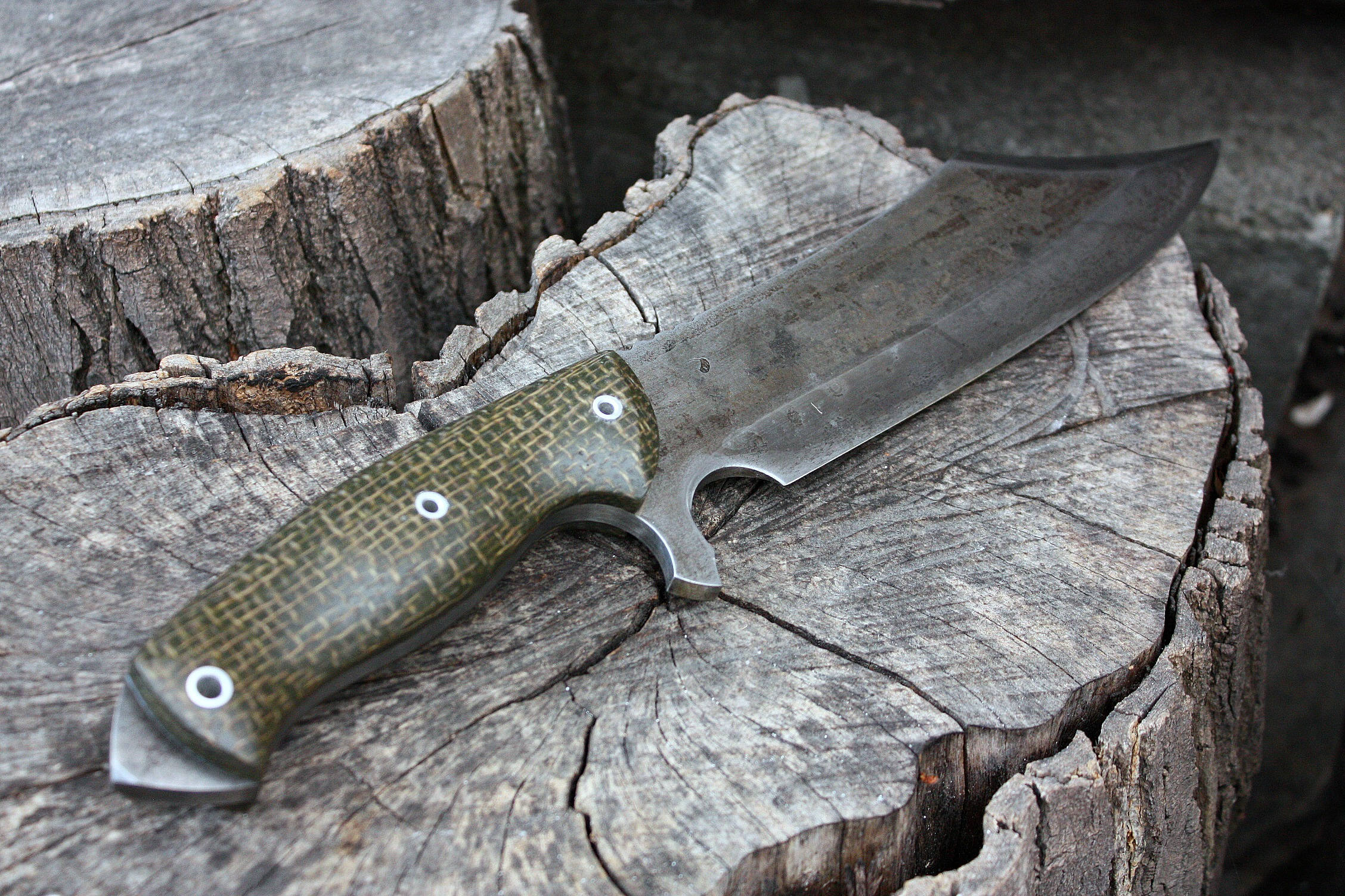 Handcrafted blade FOF Stone Boar full tang modern bowie knife