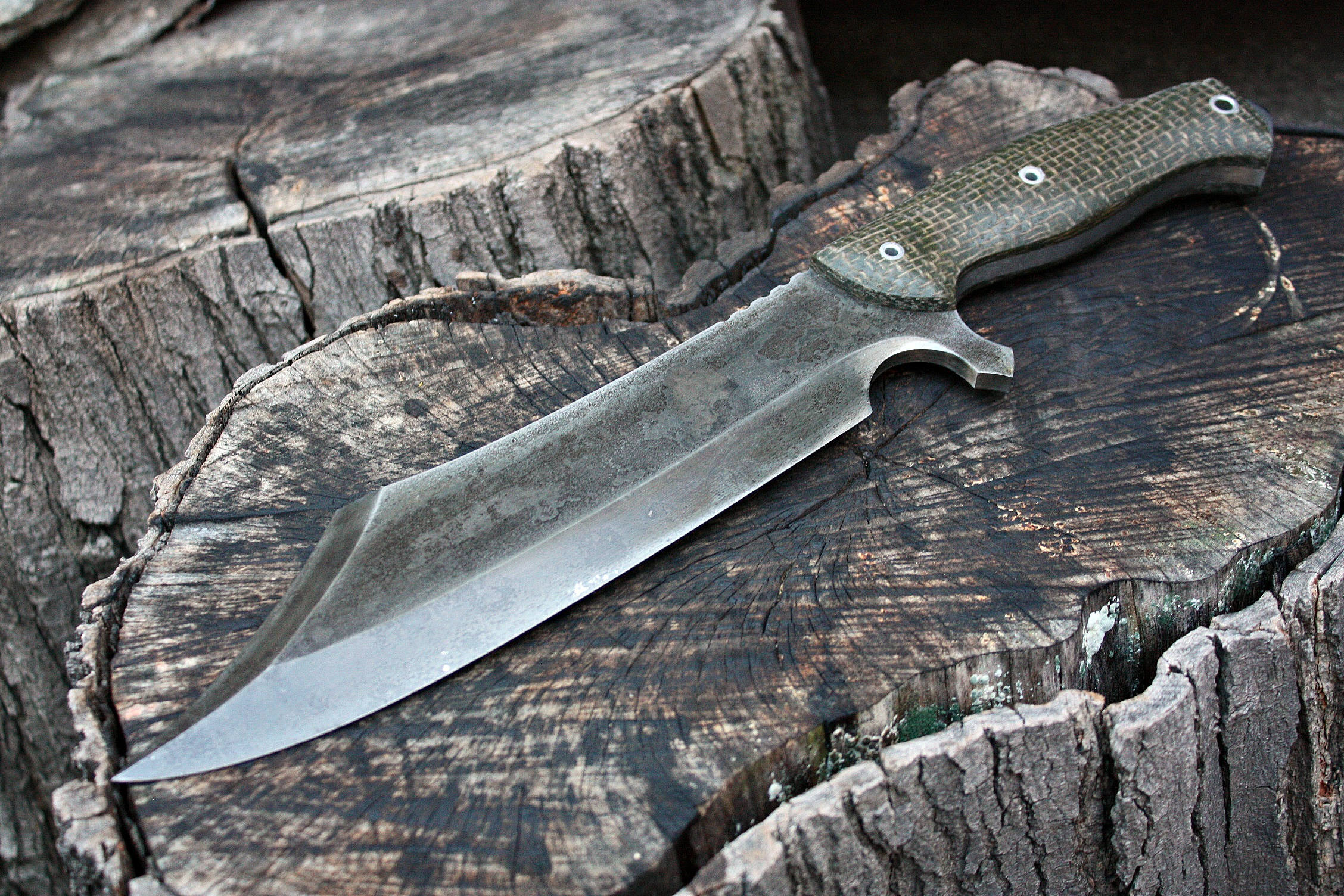 Handcrafted blade FOF Stone Boar full tang modern bowie knife