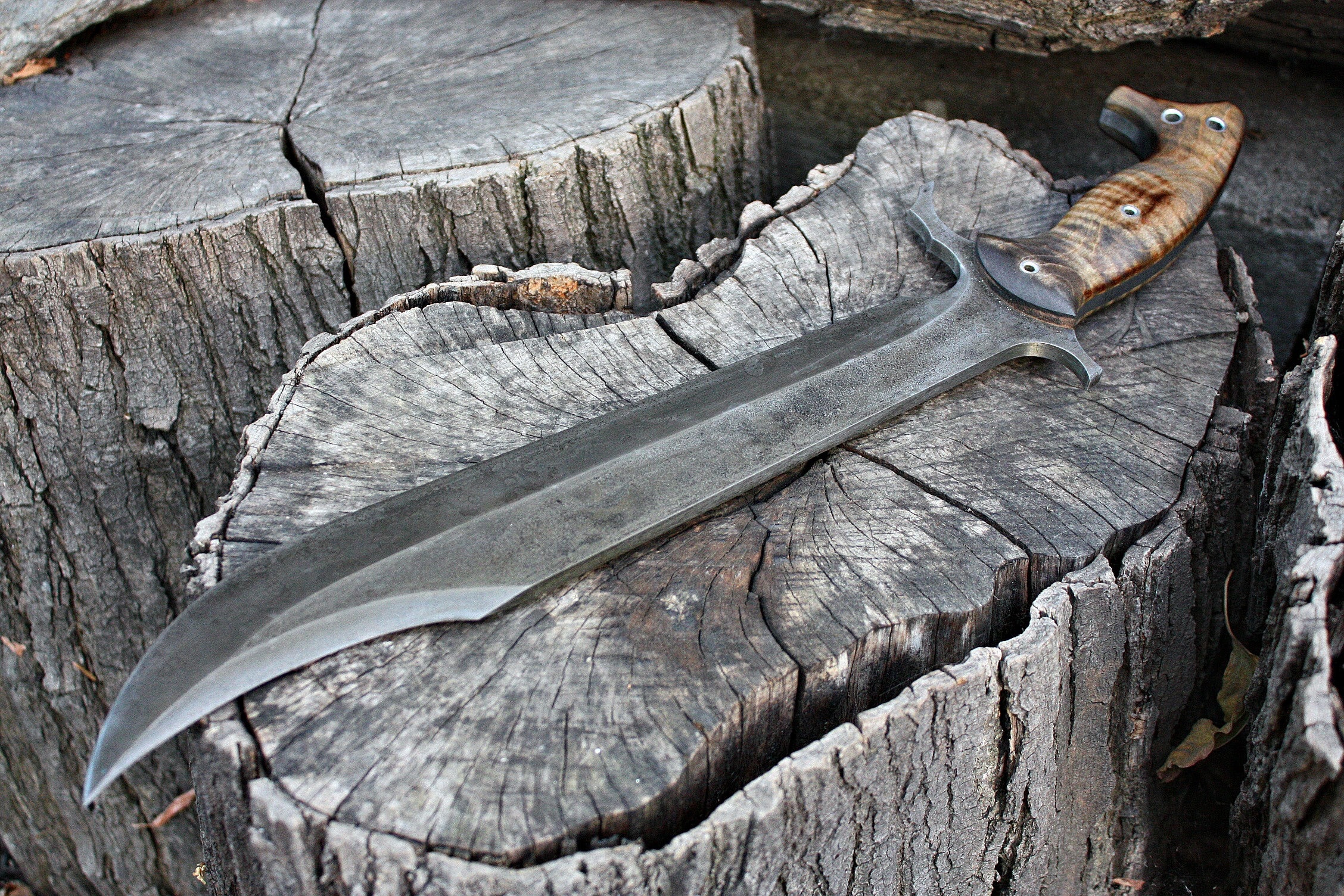 Handcrafted blade FOF Lucky 13 full tang modern bowie knife