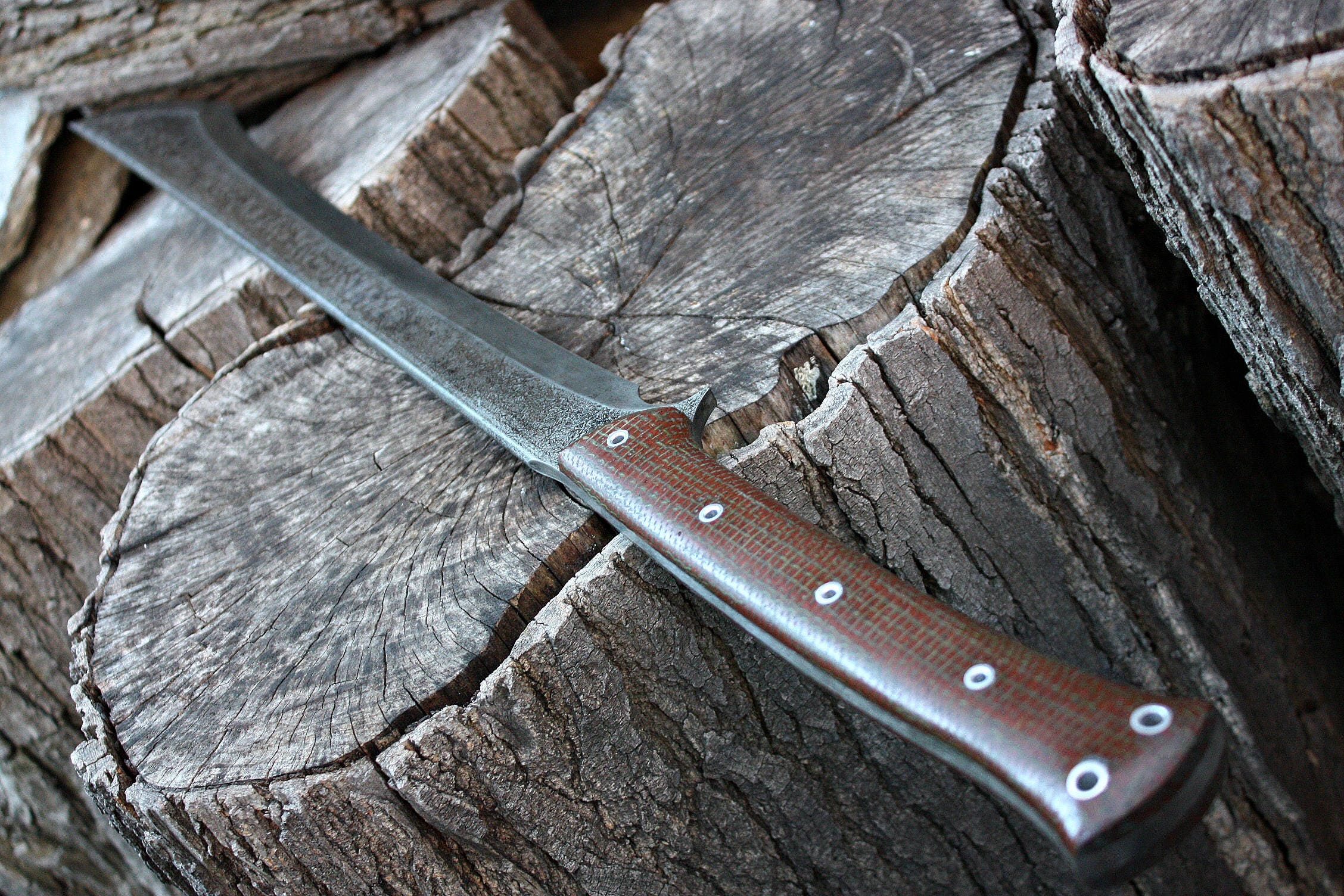 Handmade FOF BadMo II full tang, two handed short sword