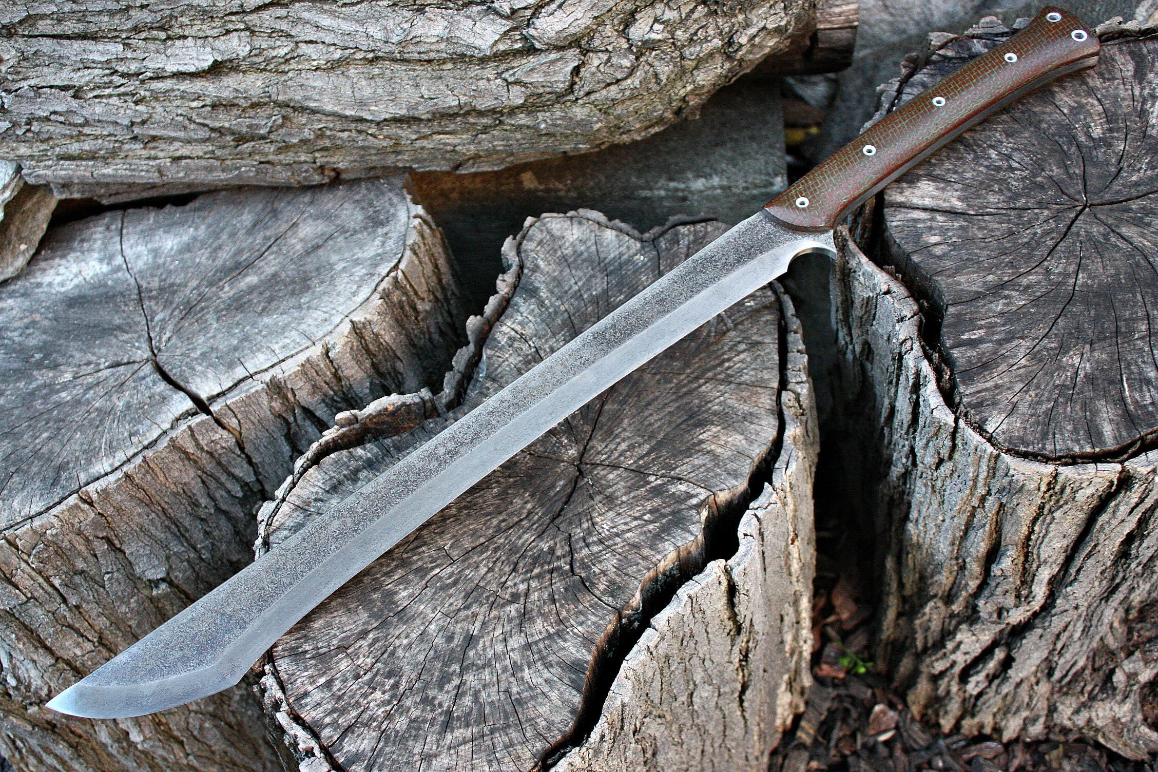 Handmade FOF BadMo II full tang, two handed short sword