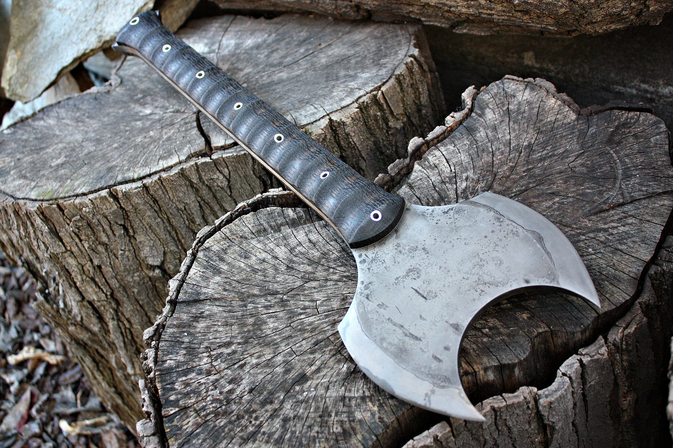Full Tang Survival Hatchet