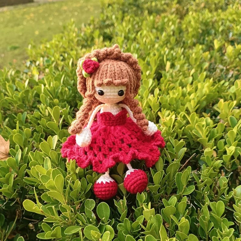 Amigurumi Crochet Doll Pattern, 14cm Handmade Hanging Girl Doll ...