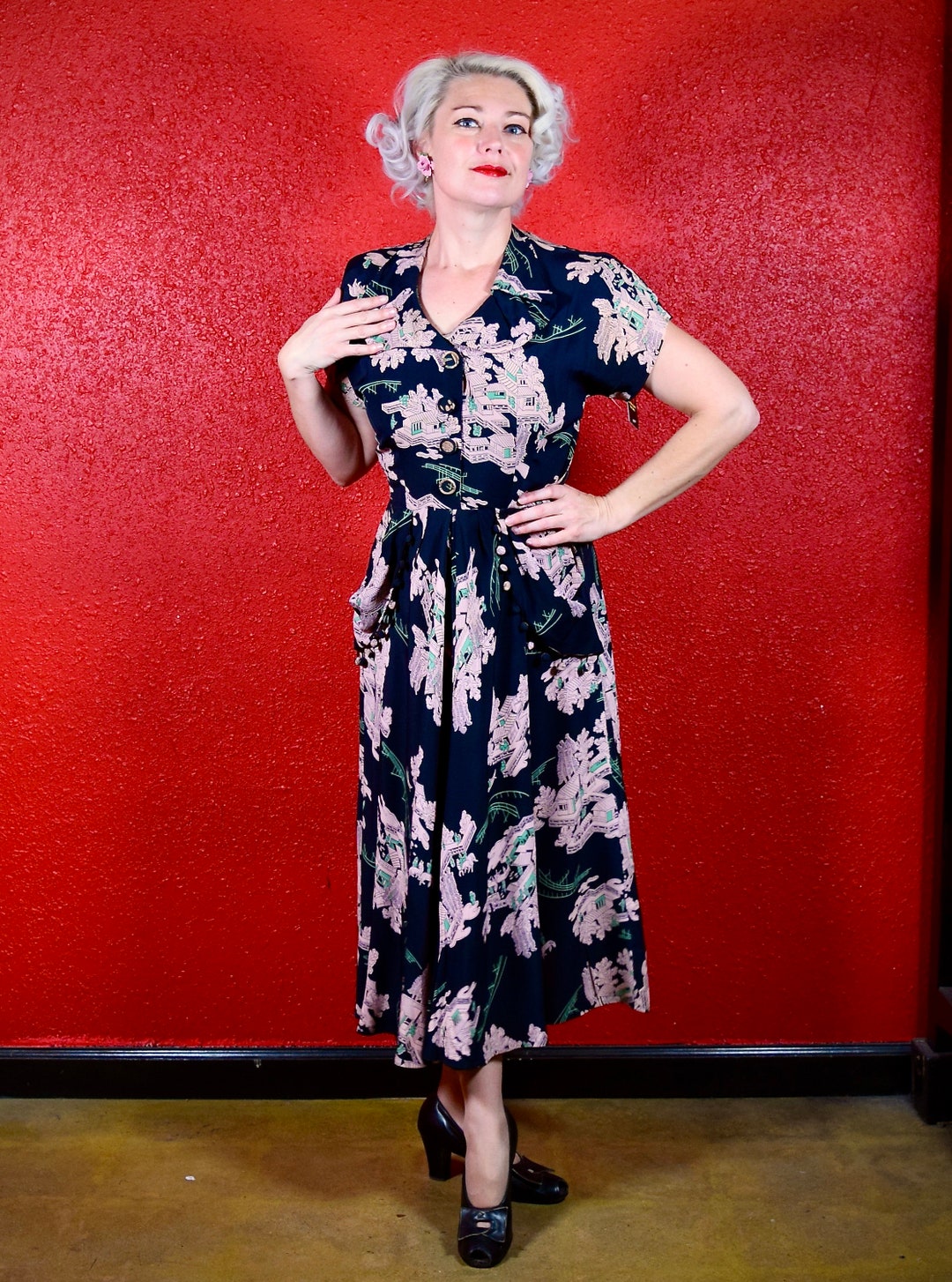 1940s Rayon Novelty Print Dress With Dangling Baubles Small - Etsy