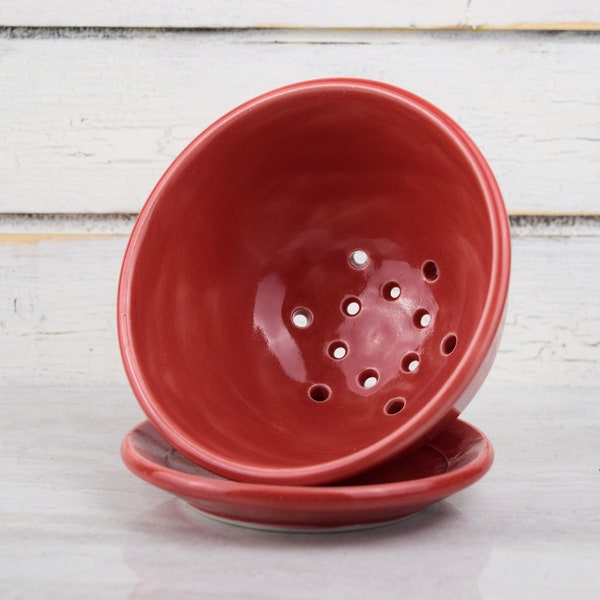 Berry Bowl Colander - Etsy