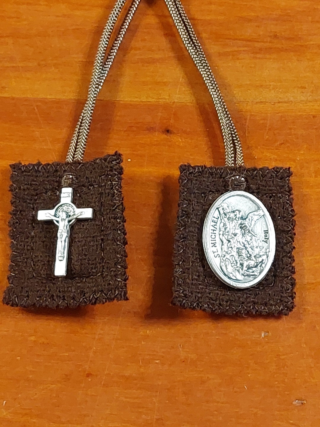 Small Unbreakable Brown Scapular of Our Lady of Mount Carmel Featuring ...