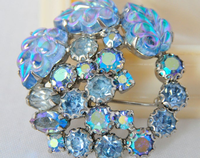 Vintage Weiss Flower Wreath Brooch With Blue Glass Crystal Aurora ...