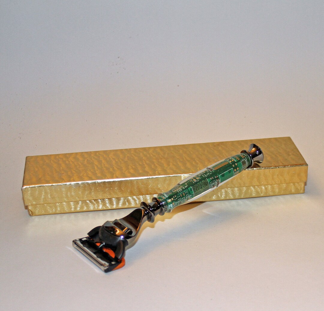 Exotic Green and Gold Printed Circuit Board Razor Set for Gillette ...