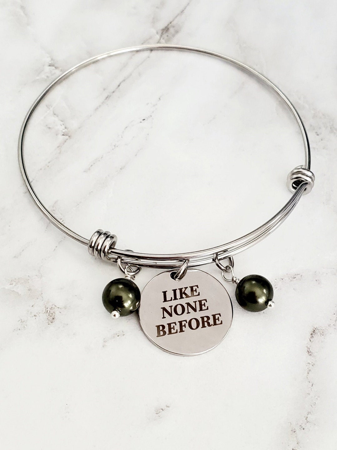 USMA 2024 Motto Bangle Bracelet: West Point Mom Gift, Swarovski Pearls ...