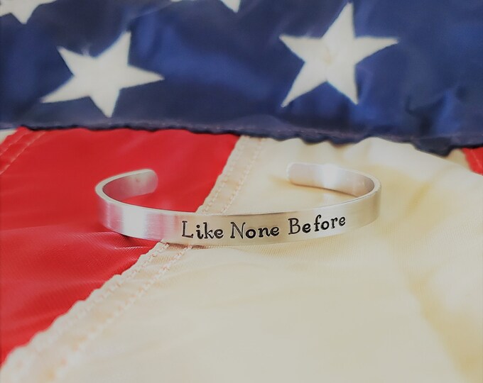 Silver, USMA 2024 Class Motto Bracelet, Usma,west Point, Proud West ...