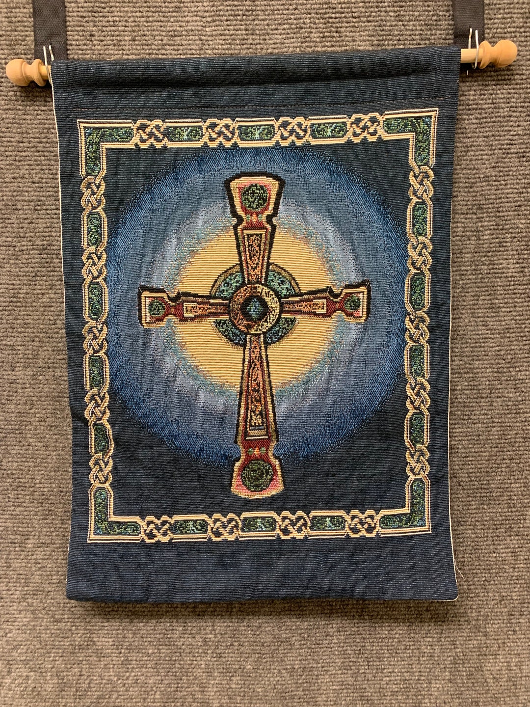 Celtic Cross. A 13x17 Inch Tapestry - Etsy