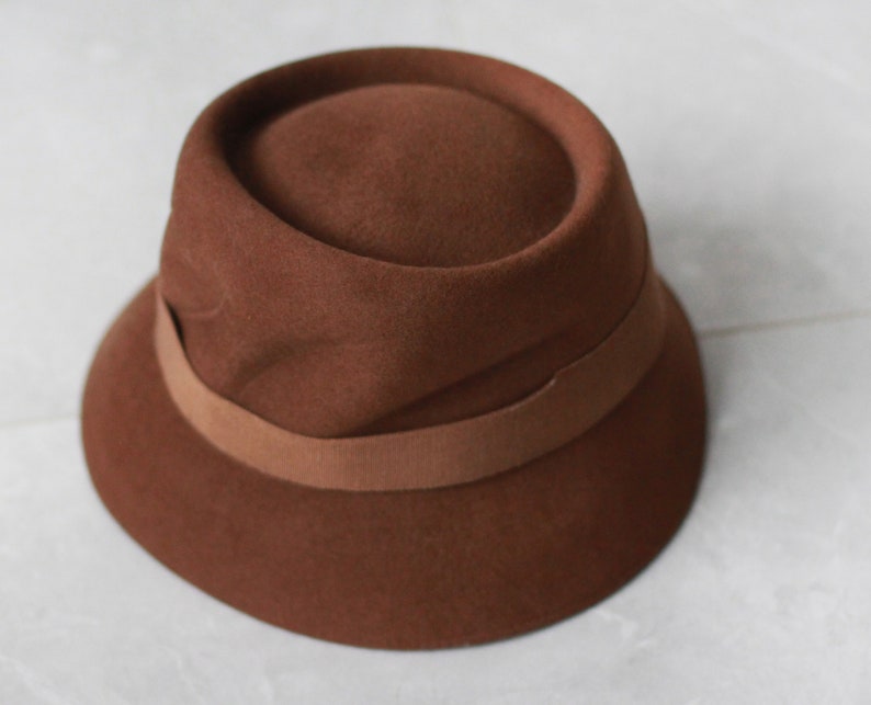 Vintage Brown Wool Felt Short Brim Tall Crown Lady's Hat | Etsy