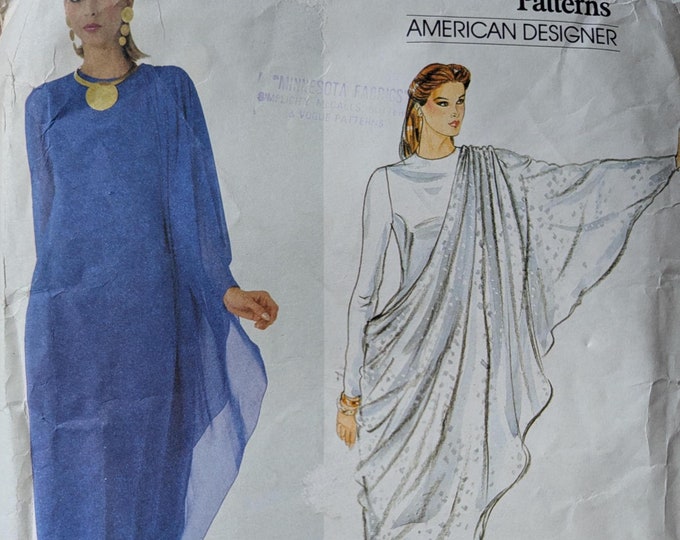 Vintage Vogue American Designer Bill Blass Evening Dress With Attached ...