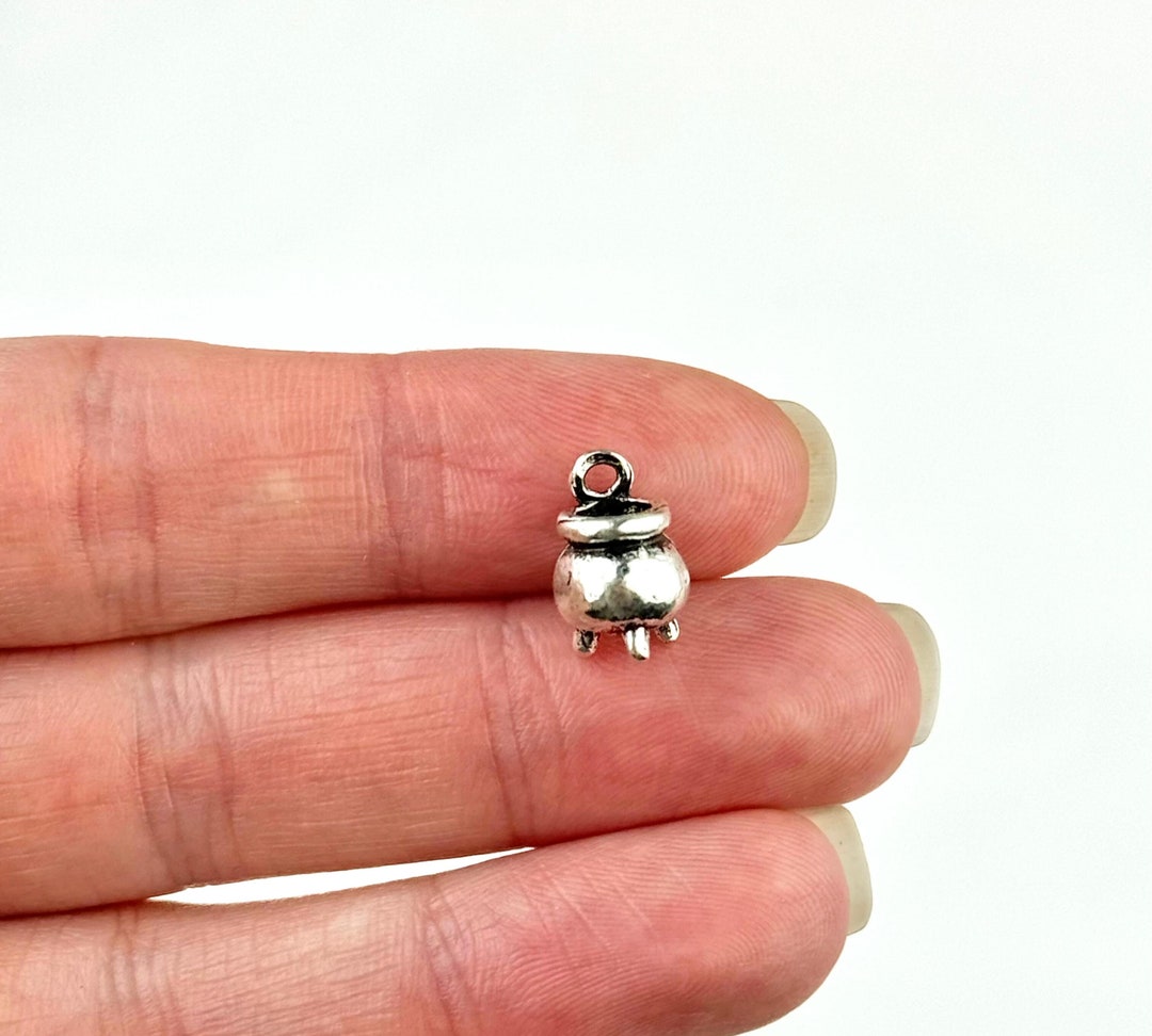 4 Cauldron Charms/ Silver Witch Cauldron/ Halloween Pendant/ Sorcerer ...