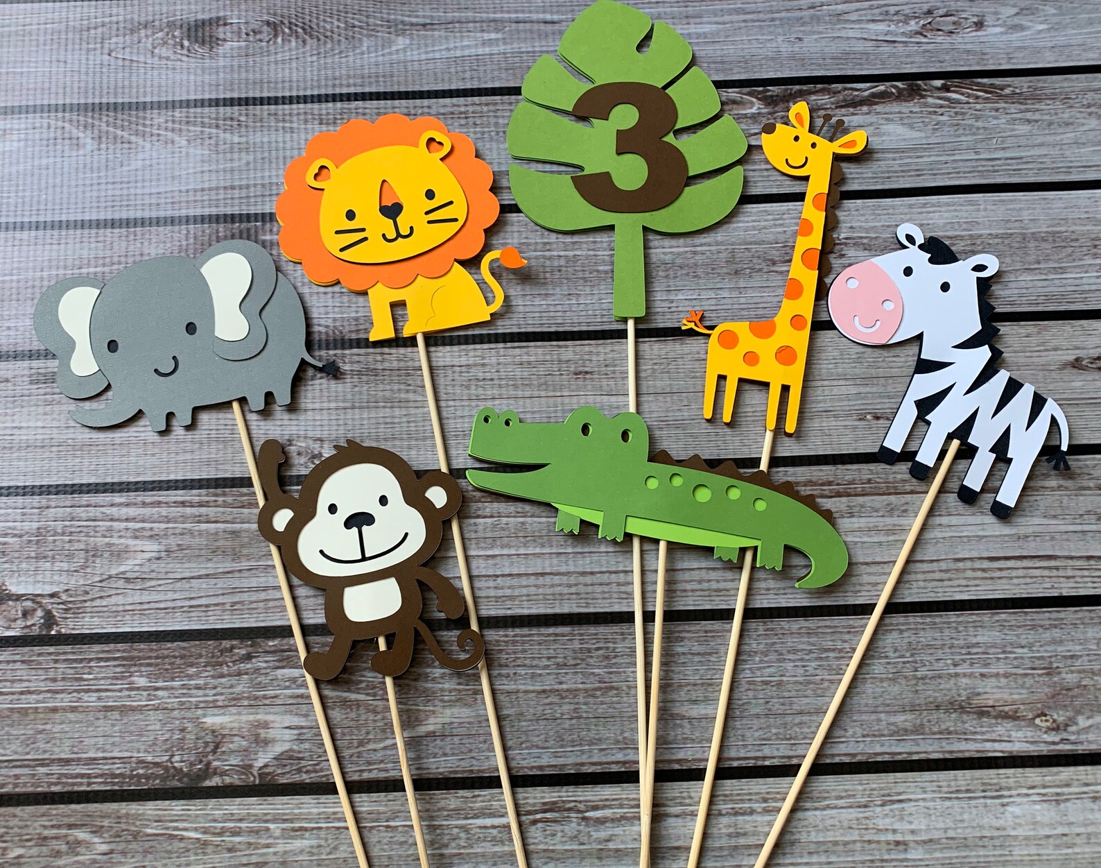 Safari Animal Centerpieces, Jungle Animals, Safari Party, Jungle Baby ...