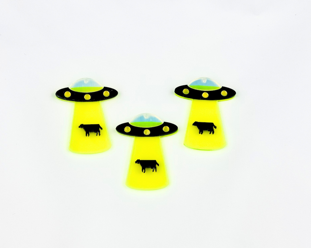Acrylic UFO Charms/ Acrylic Alien Cow Charms/ UFO Jewelry Supplies ...