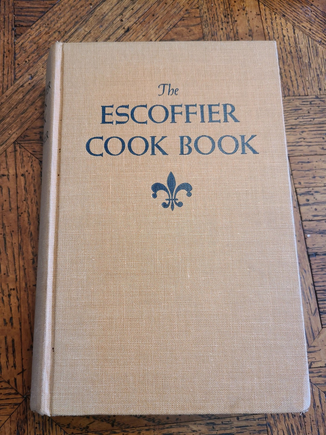 1961 Hardcover Larousse Gastronomique Cookbook by Prosper Montagne the ...