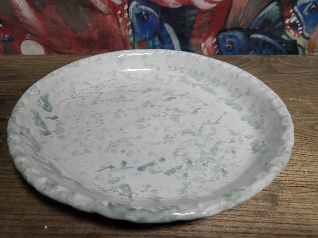 Gorgeous Pale Green over White Splatter Scalloped Edge Bybee Kentucky ...