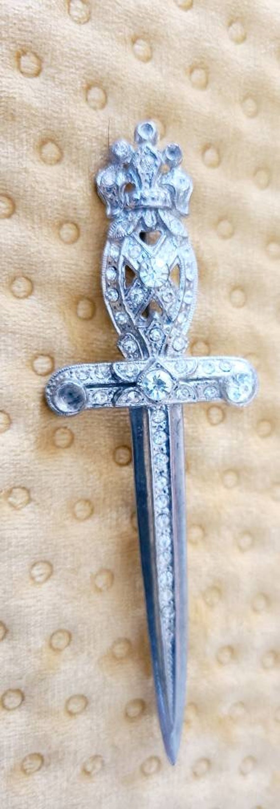 Vintage Celtic Encircled Sword Brooch with Amethyst, … - Gem