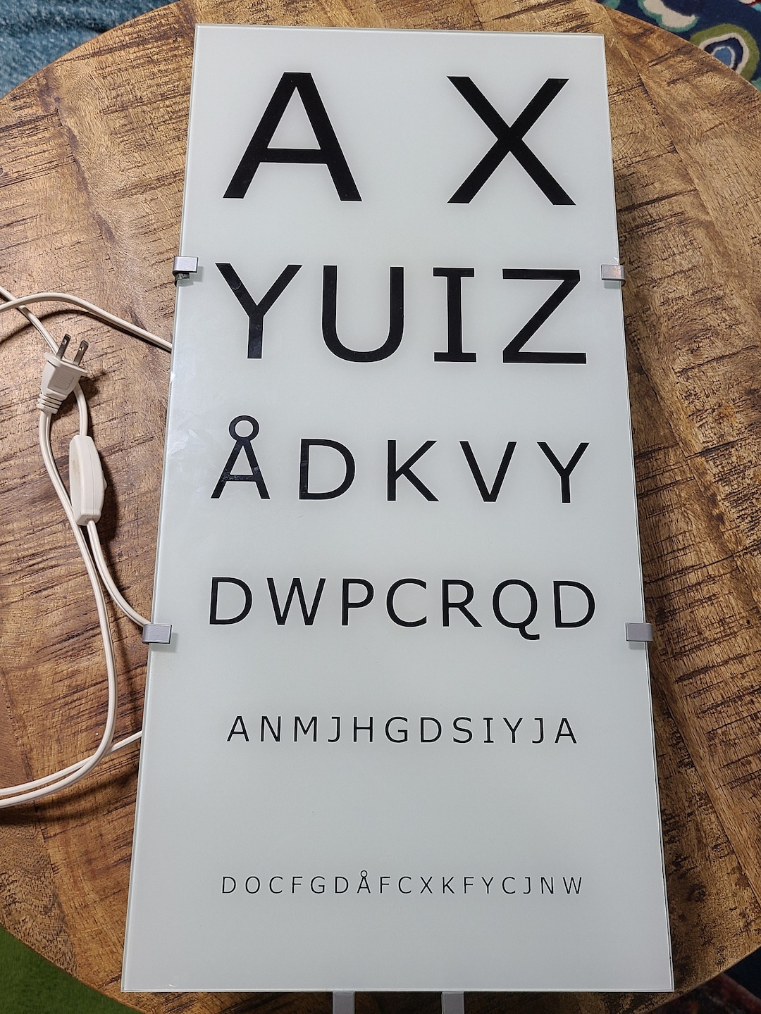 Retro Gyllen Illuminated Scale Eye Letter Chart Accent Light Optometry ...