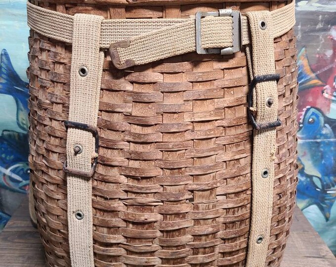 Large Antique Adirondak Trapper Split Wood Wicker Style Gathering ...