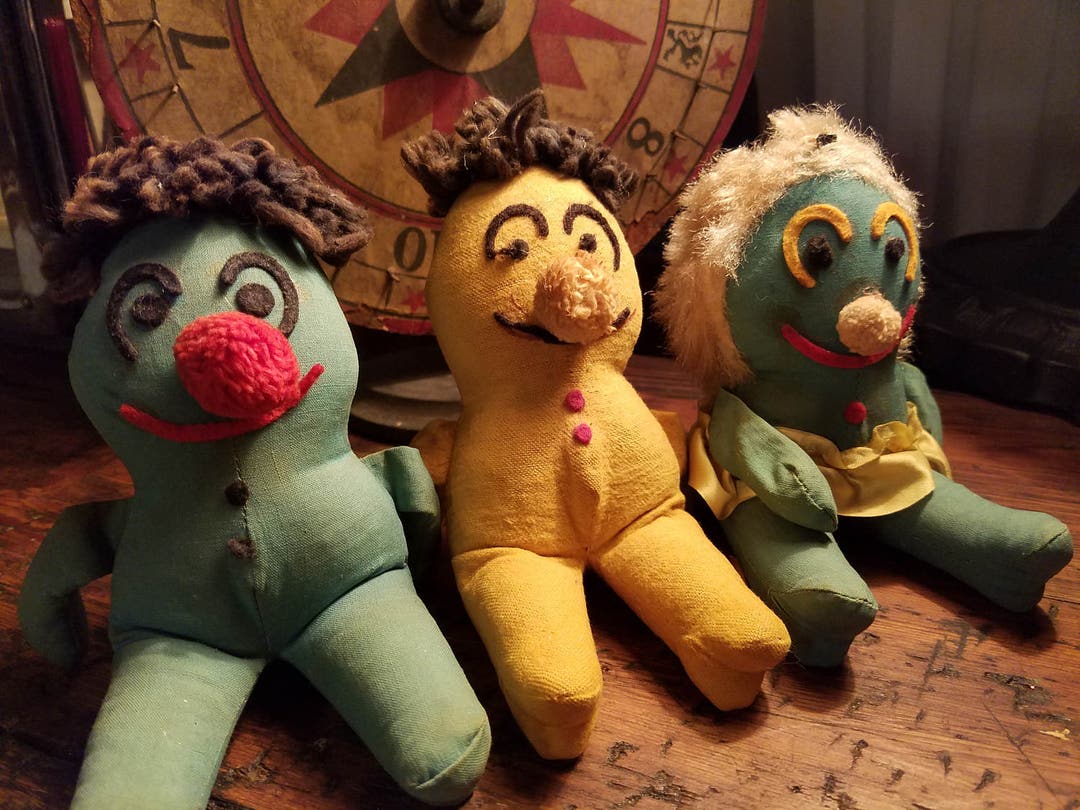 3 Vintage Tiny 5 Sitting Worn Loved Kook and Kookie Stuffed Dolls Cute ...