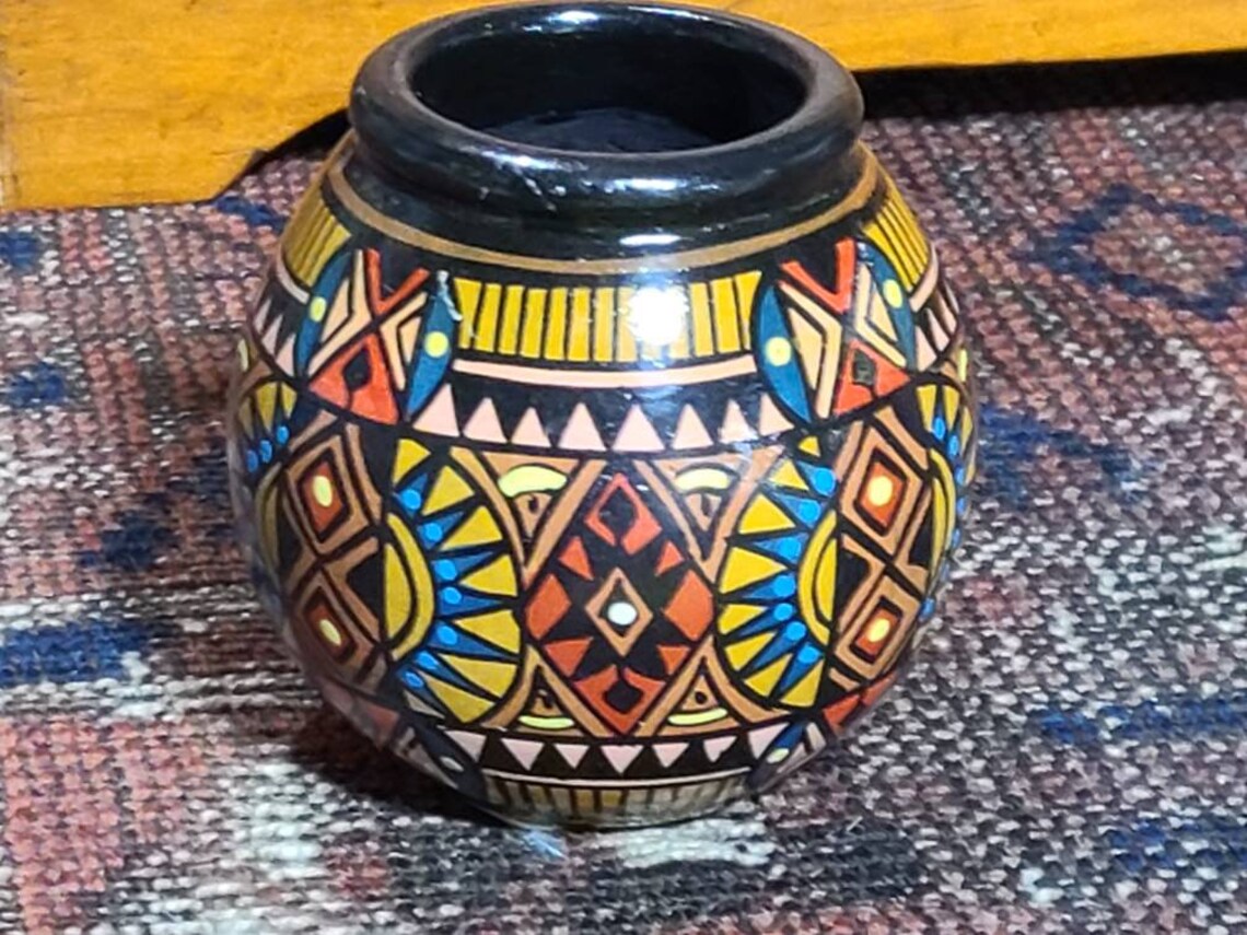 Vintage Native Indian Hand Painted Clay Pottery Vase Vessel With ...