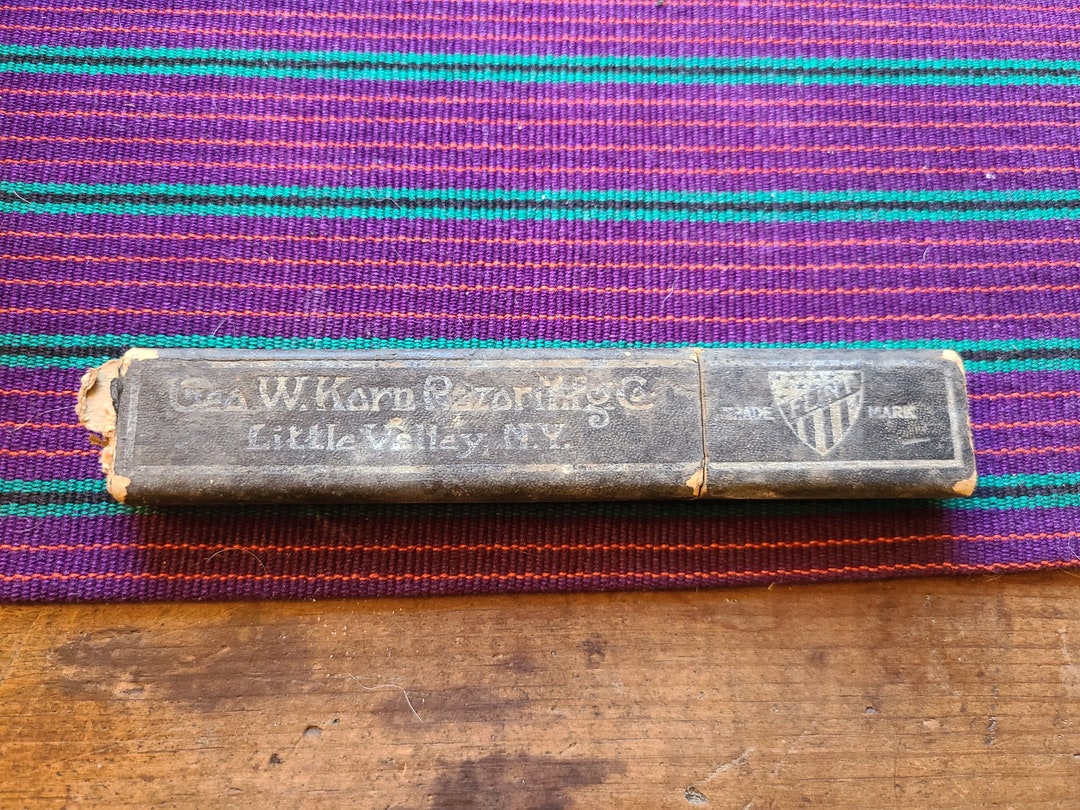 Antique George W Korn Straight Razor Razoring Company Little Valley NY ...