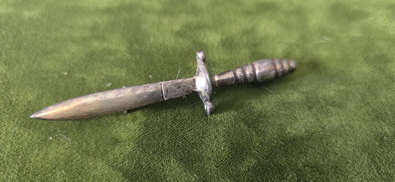 1940s Vintage WWII Dagger Sword Pin Brooch Naples Italy Stamped 3850 - Etsy