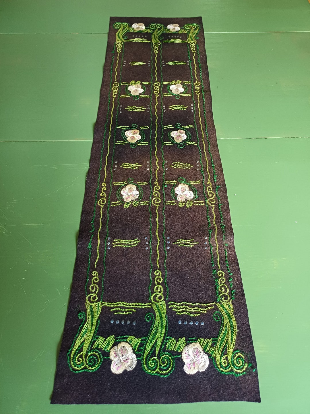 Antique Hand Embroidered Table Runner Art Nouveau Pattern - Etsy