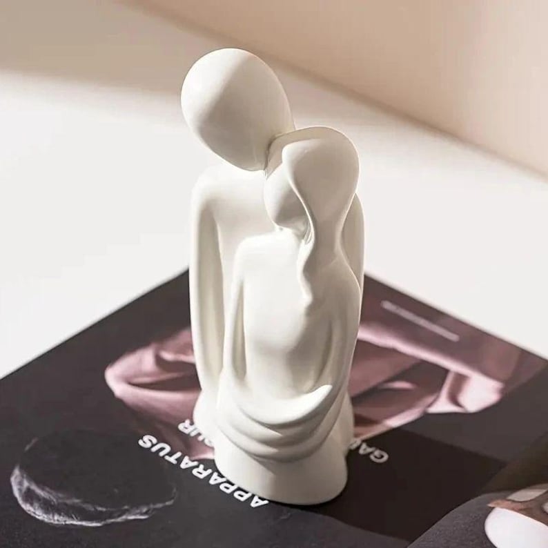 Ceramic Embrace Sculpture, Minimalist Couple Statue, Modern Home Decor ...