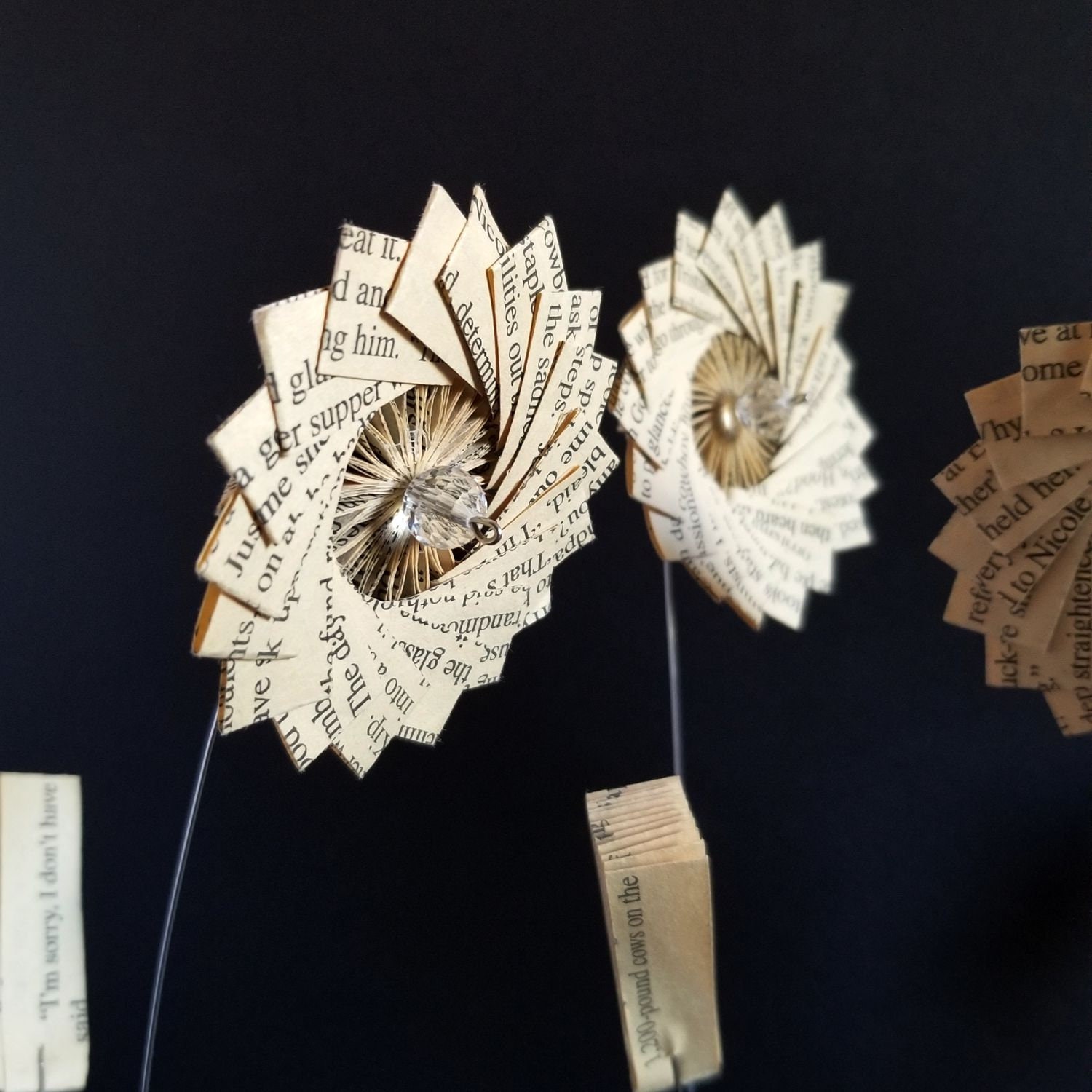 Paper Cog Flower Sculpture Recycled Book Paper Art Sculpture - Etsy.de