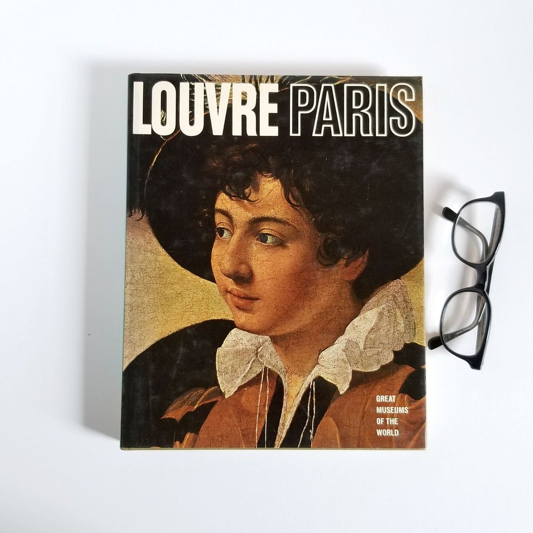Louvre Paris Museum Art Book - Vintage Illustrated Hardcover Art ...