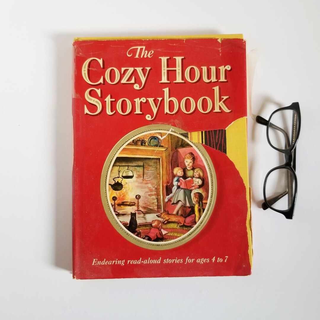 The Cozy Hour Storybook - Vintage Illustrated Yellow Hardcover ...