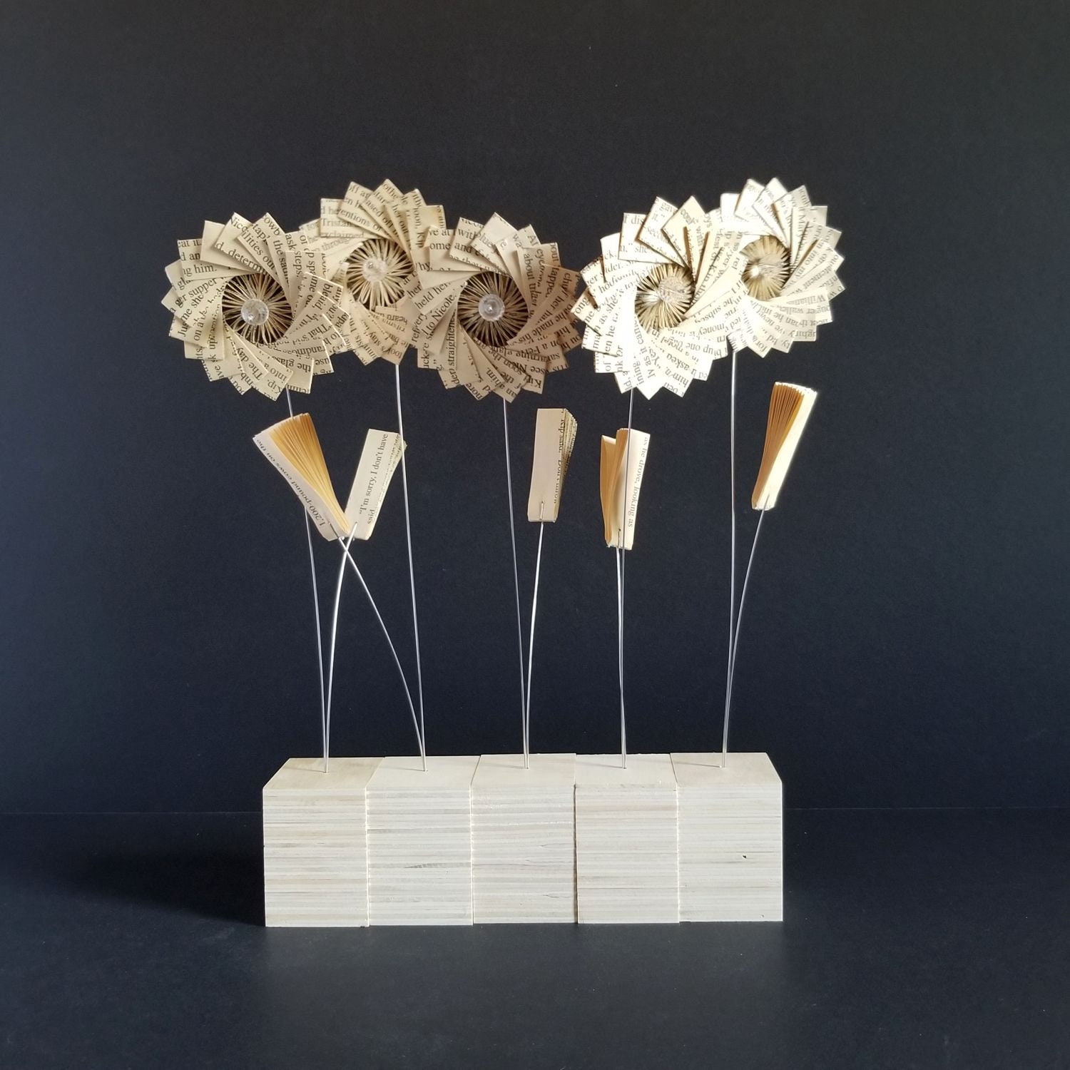 Paper Cog Flower Sculpture Recycled Book Paper Art Sculpture - Etsy.de