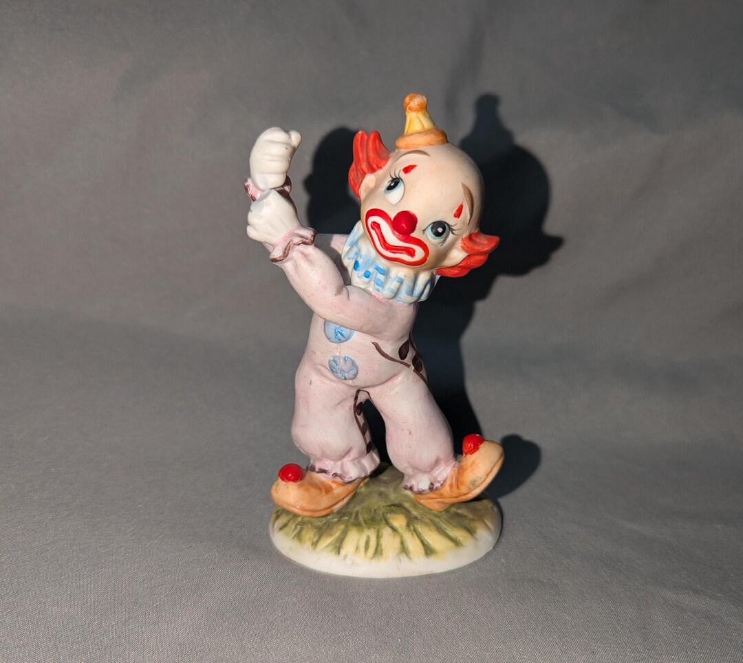 Lefton China Clown Miming Holding Balloons 4 1/4" Porcelain Figurine - Etsy